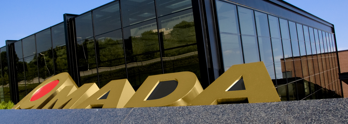 Machines de fabrication de tôlerie | AMADA CANADA